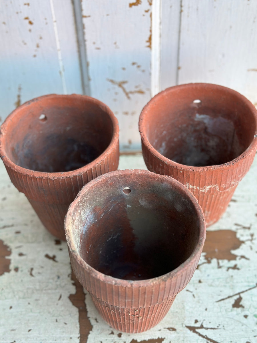 Turpentine Pots – The Warped Table